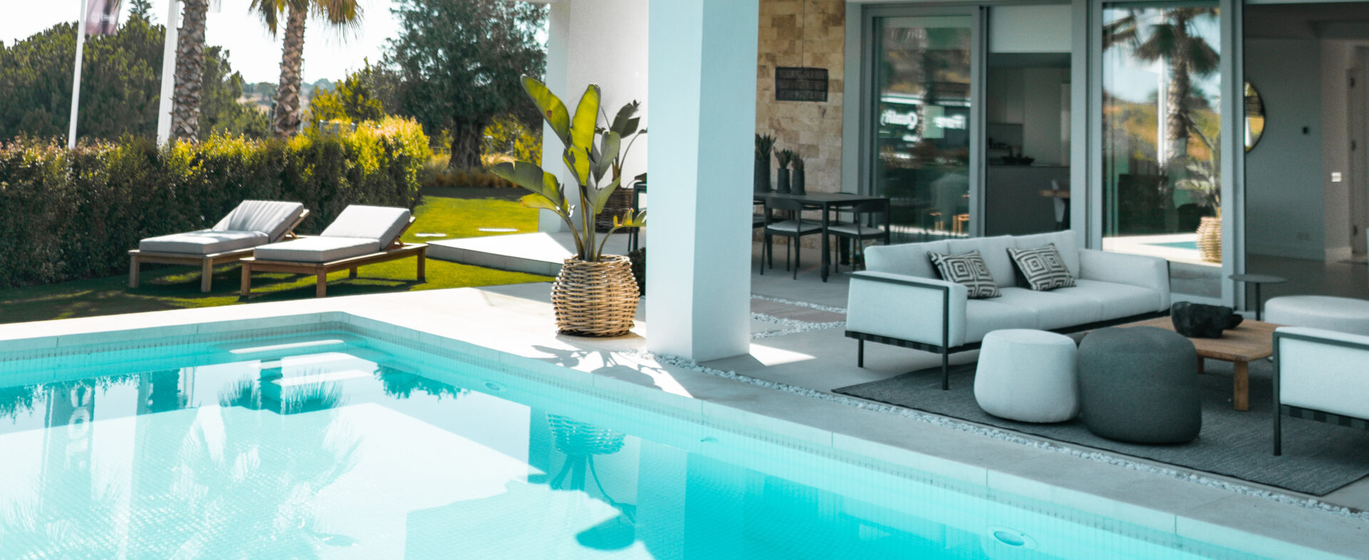 Aroona Pools - Projects Showcase